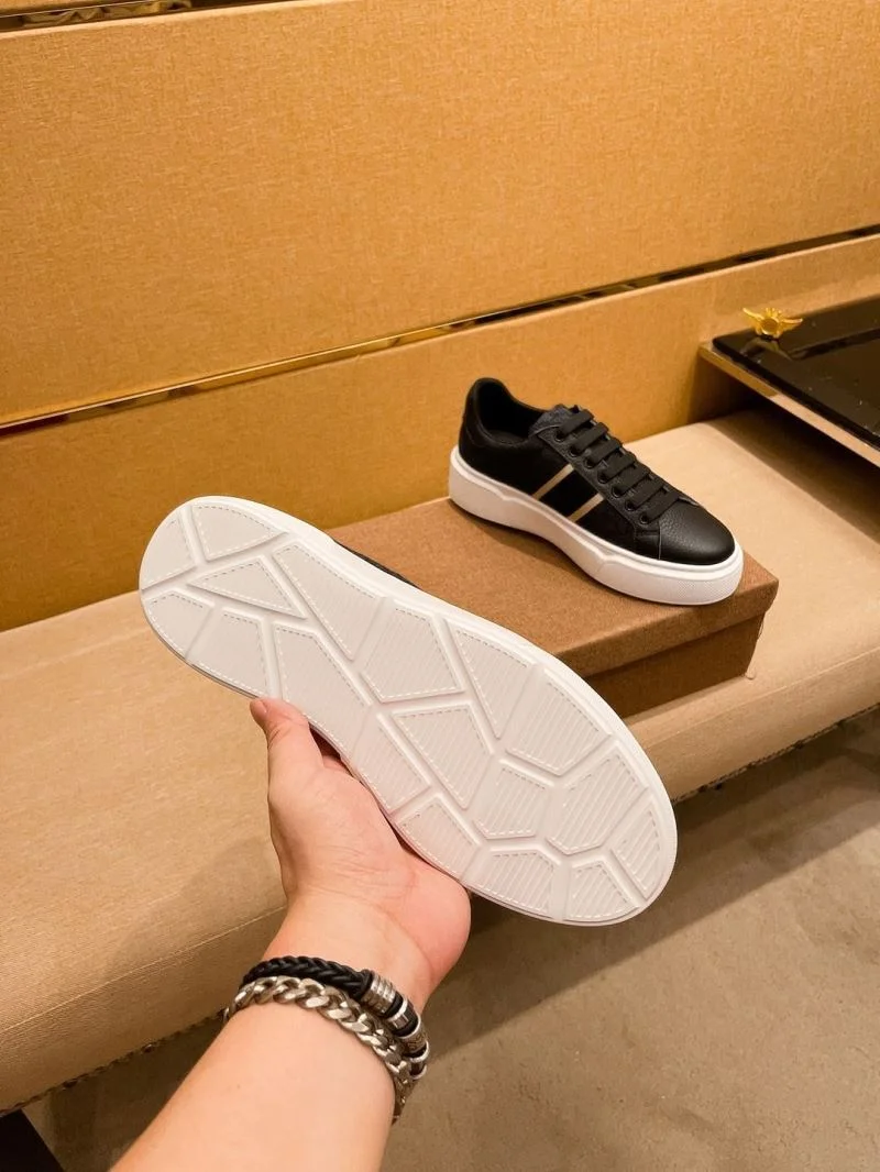 Indistinguishable Christian Dior Low Shoes