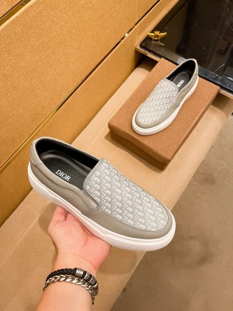 Precise copy Christian Dior Low Shoes