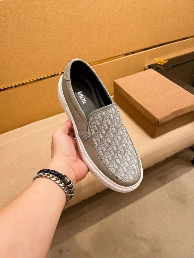 Precise copy Christian Dior Low Shoes