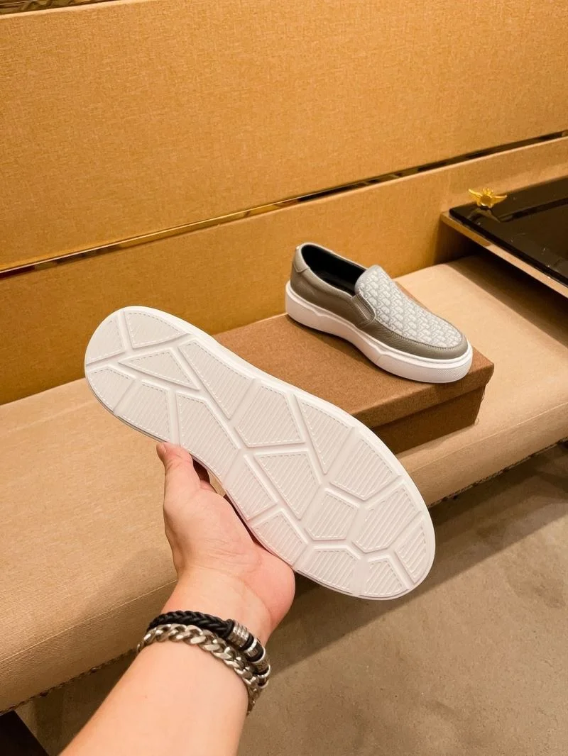 Precise copy Christian Dior Low Shoes