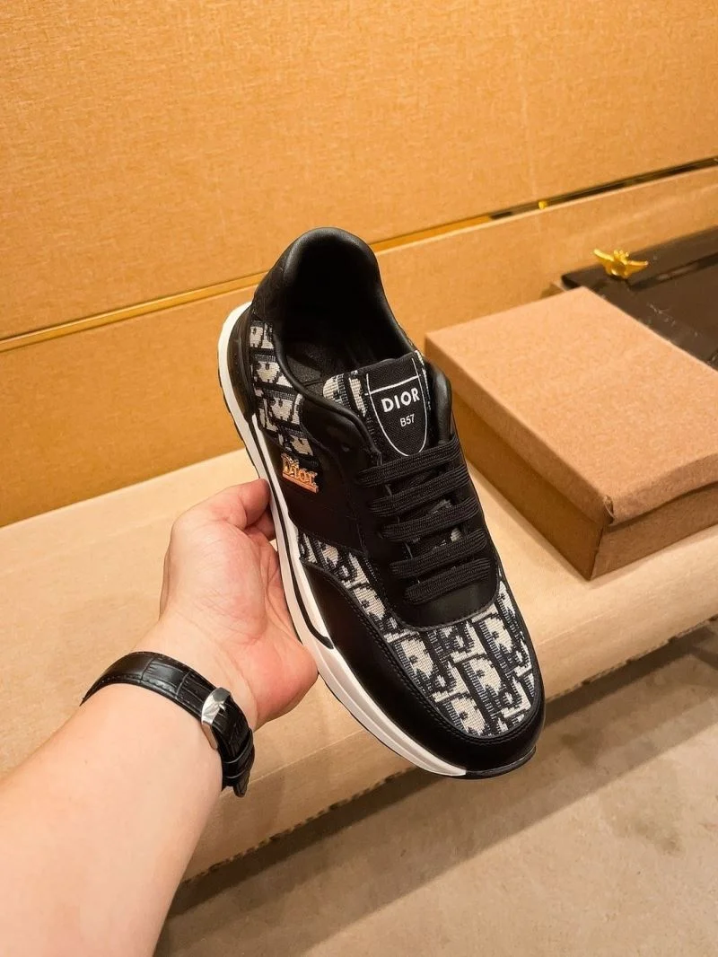 Mirror quality Christian Dior Low Shoes