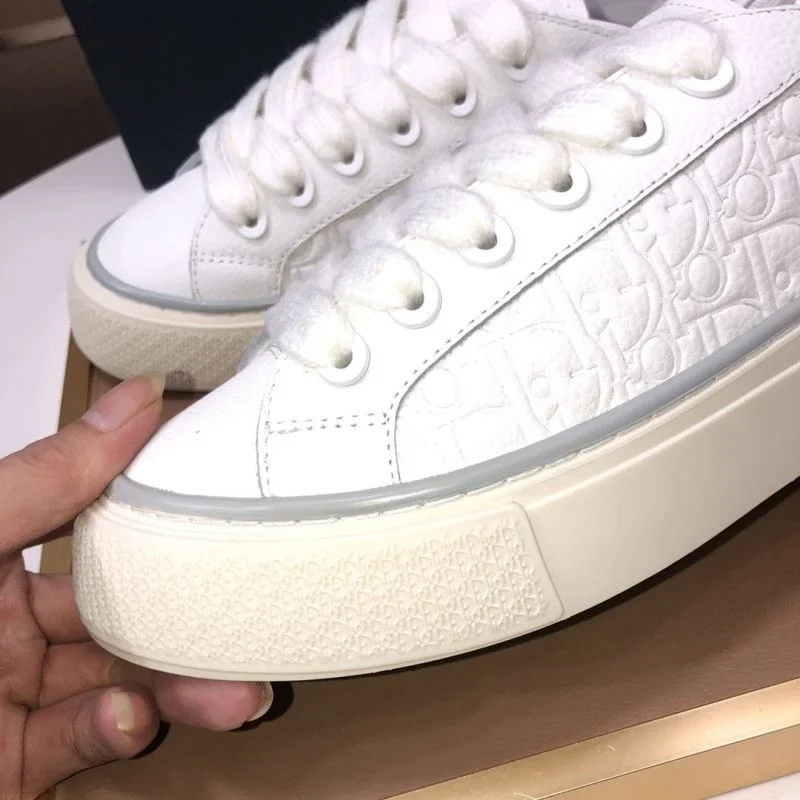 Value-priced Christian Dior Low Shoes