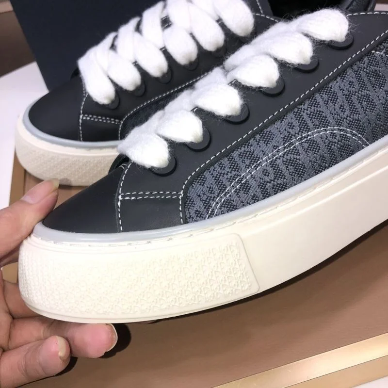 Inexpensive Christian Dior Low Shoes