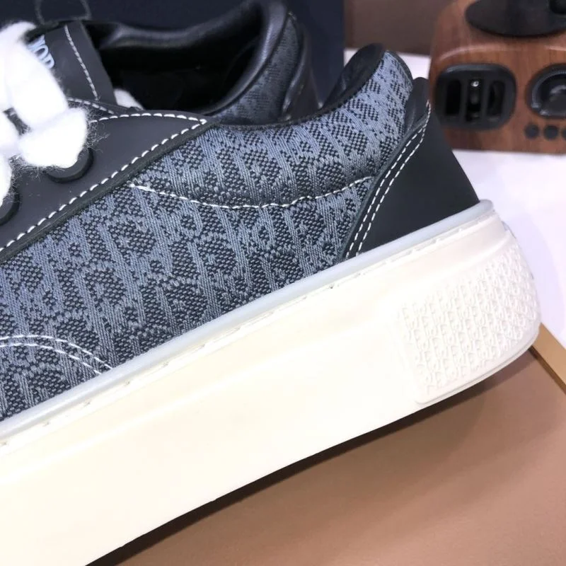 Inexpensive Christian Dior Low Shoes