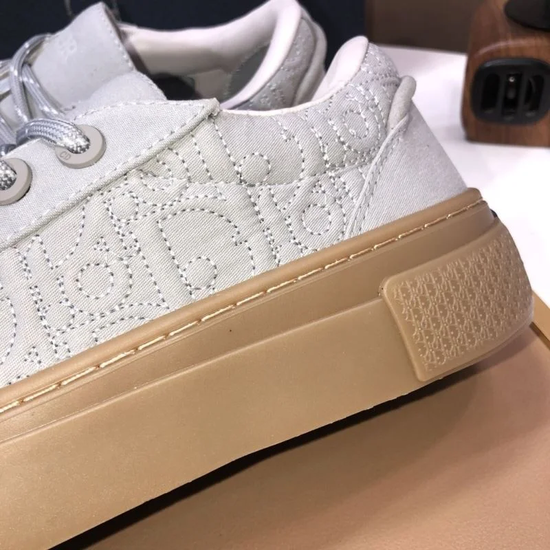 Inexpensive Christian Dior Low Shoes