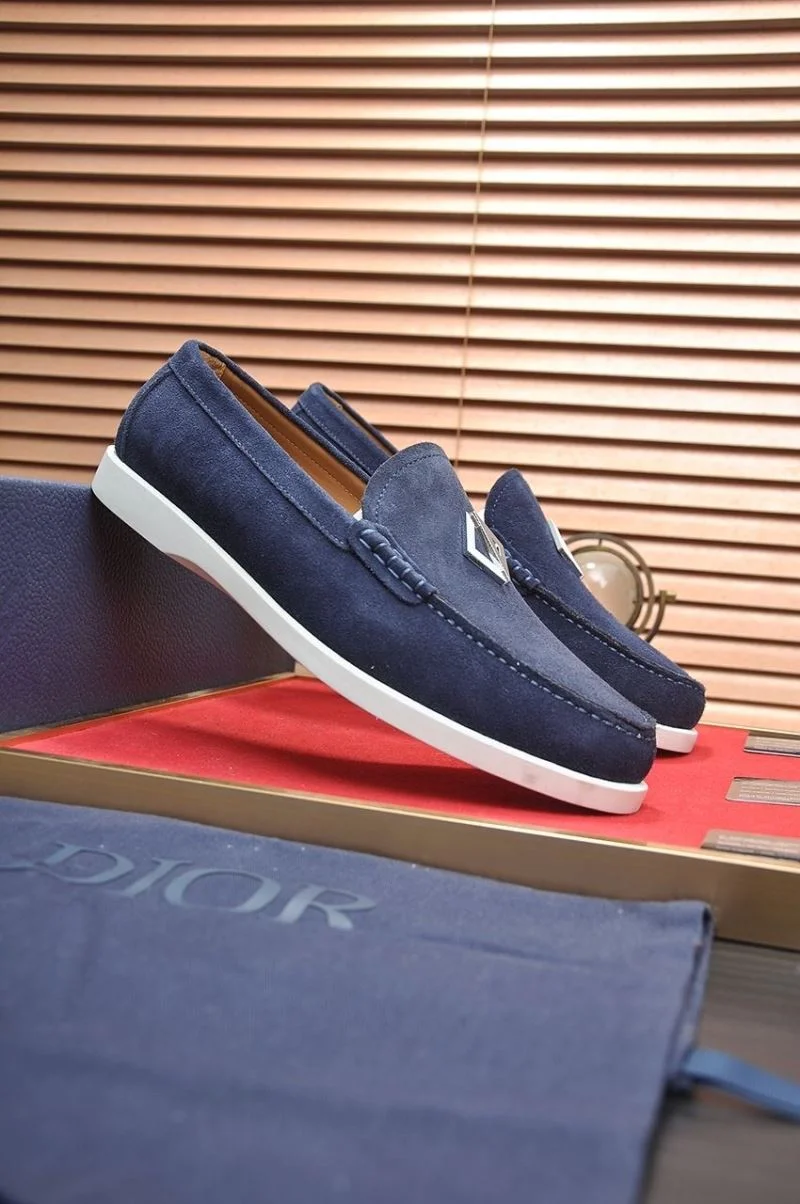 Top match Christian Dior Low Shoes