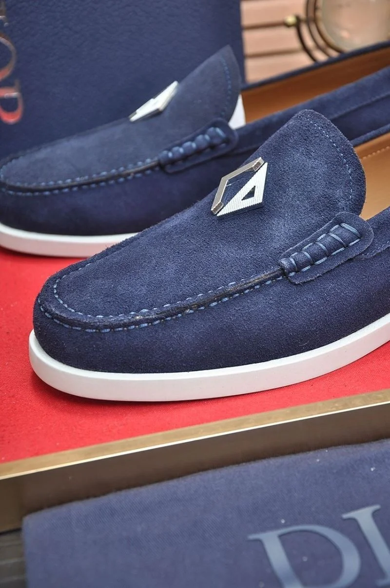 Top match Christian Dior Low Shoes