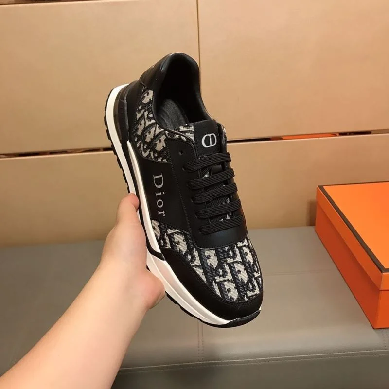 Inexpensive Christian Dior Low Shoes