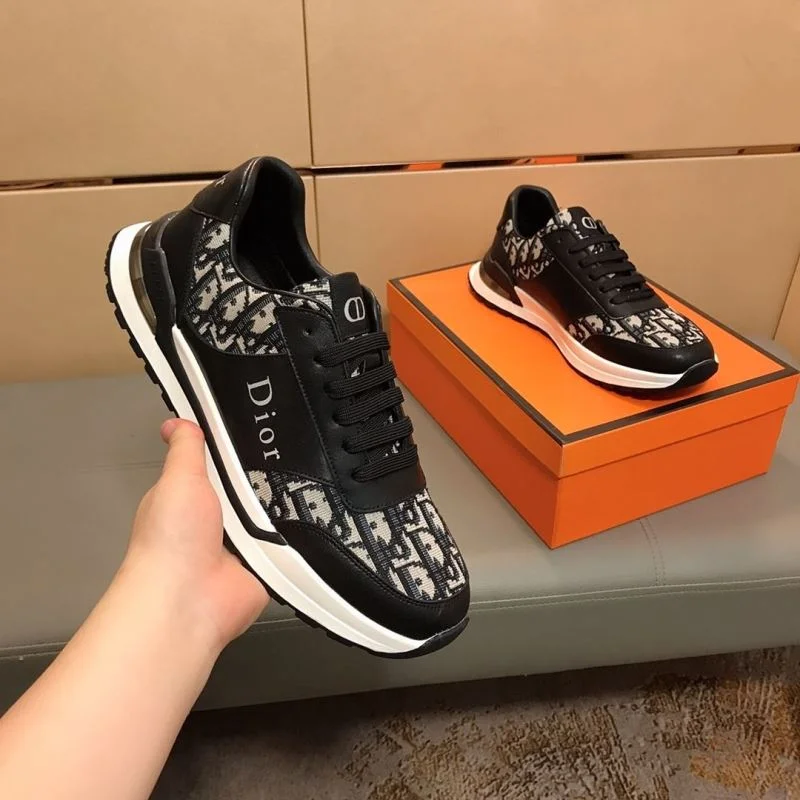 Inexpensive Christian Dior Low Shoes