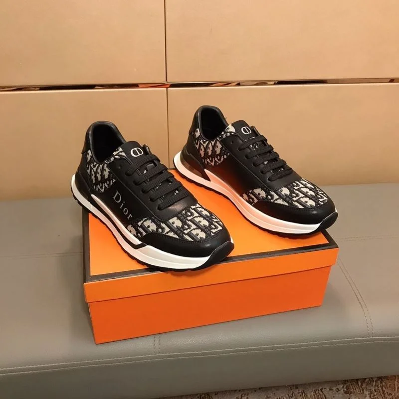 Inexpensive Christian Dior Low Shoes