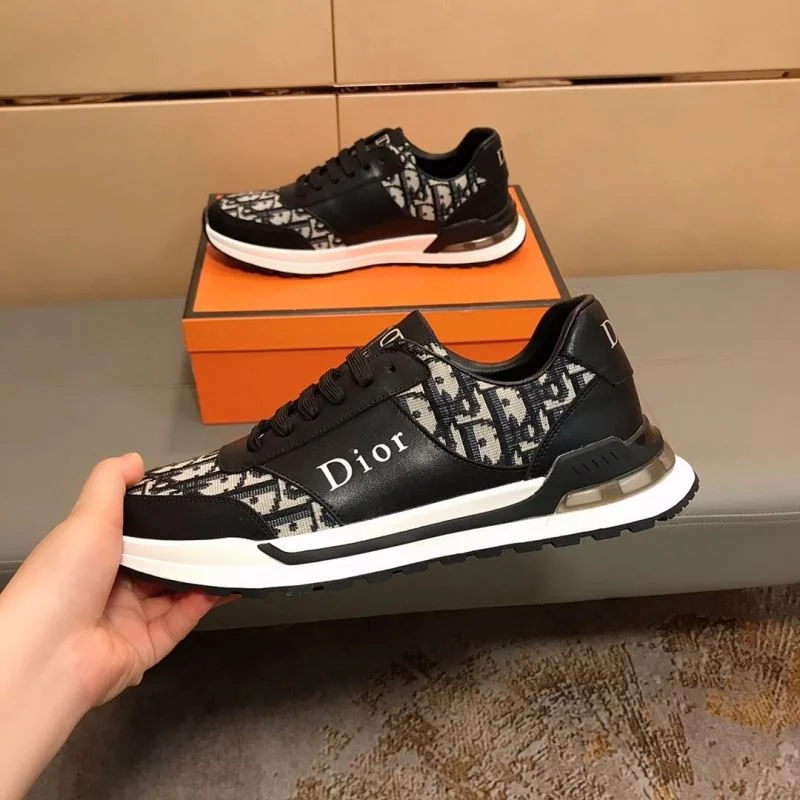 Inexpensive Christian Dior Low Shoes