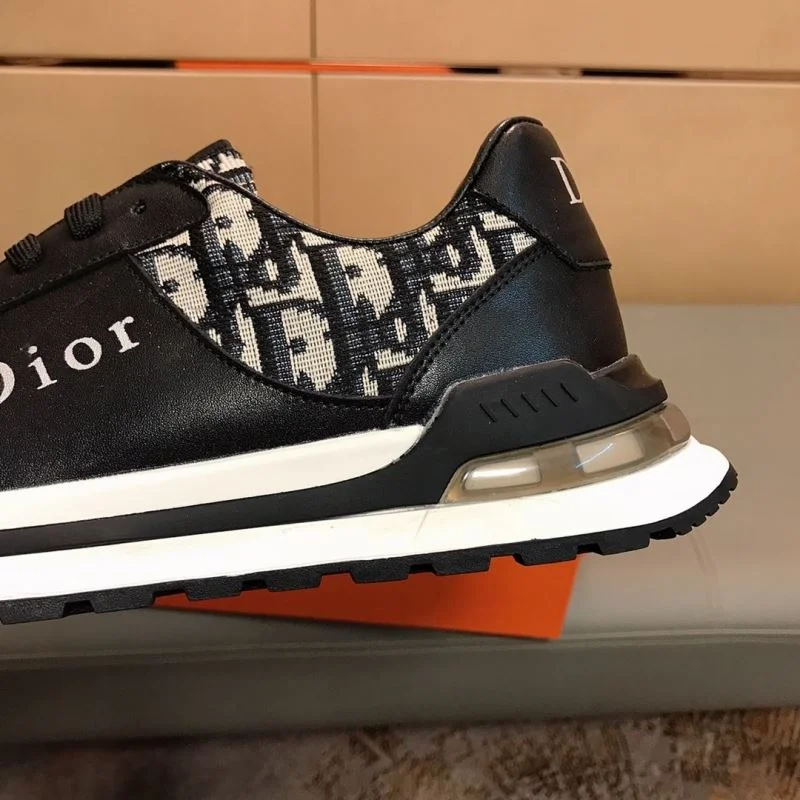 Inexpensive Christian Dior Low Shoes