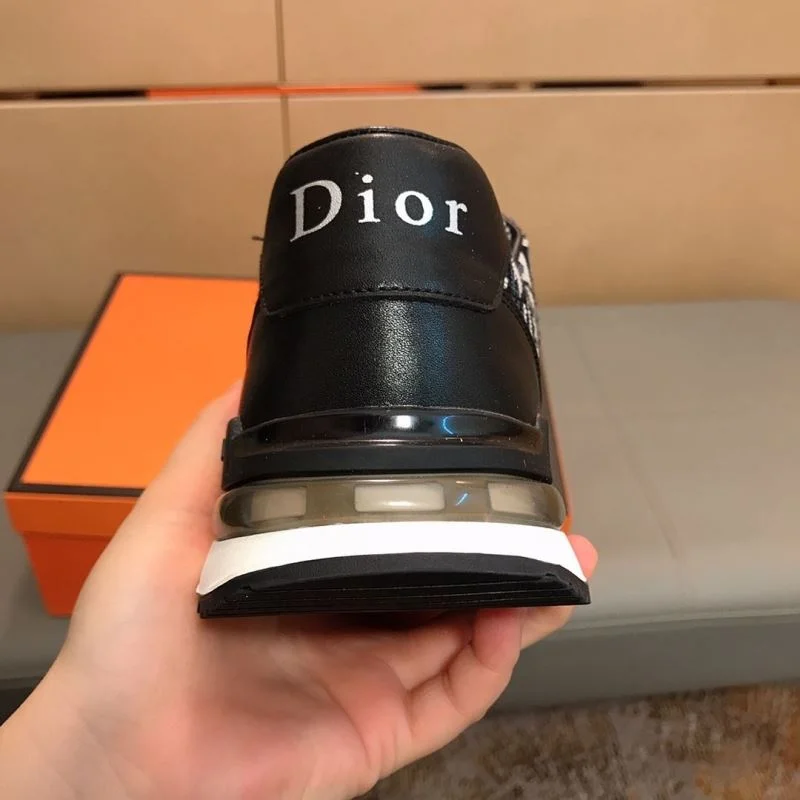 Inexpensive Christian Dior Low Shoes