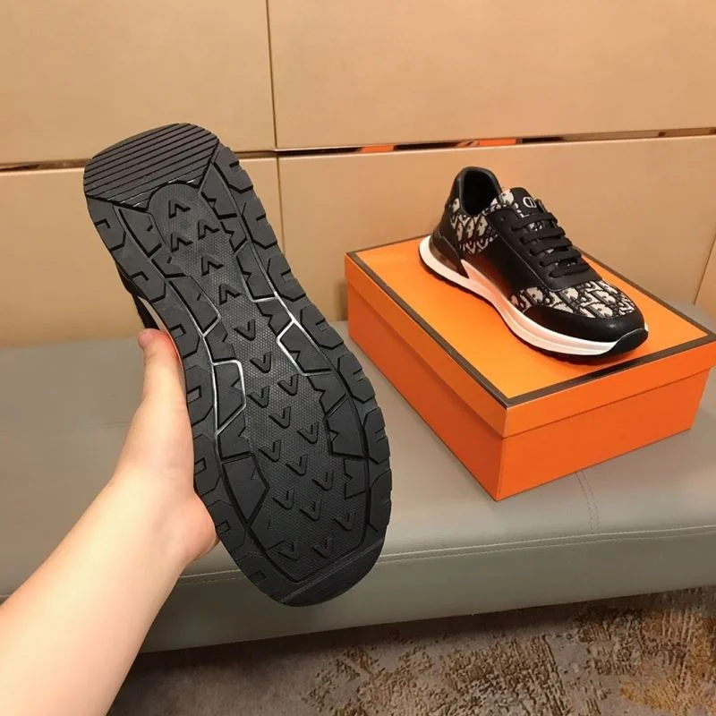Inexpensive Christian Dior Low Shoes