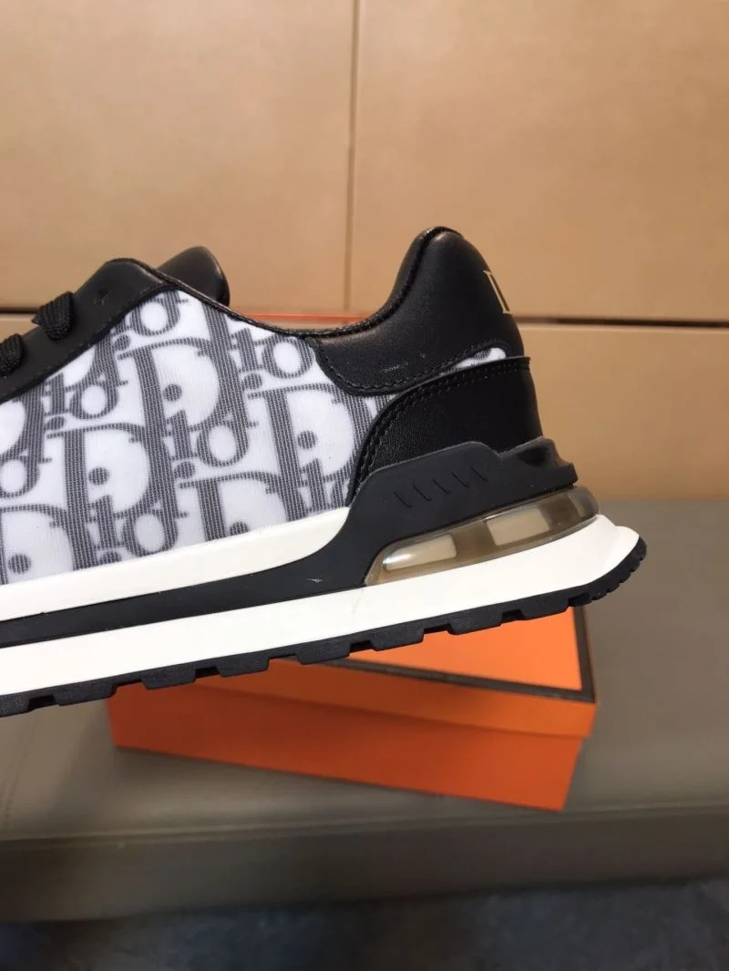 Value-priced Christian Dior Low Shoes