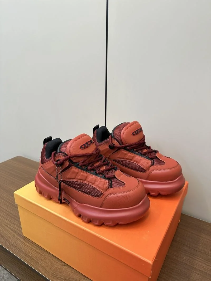 Bargain Christian Dior Low Shoes