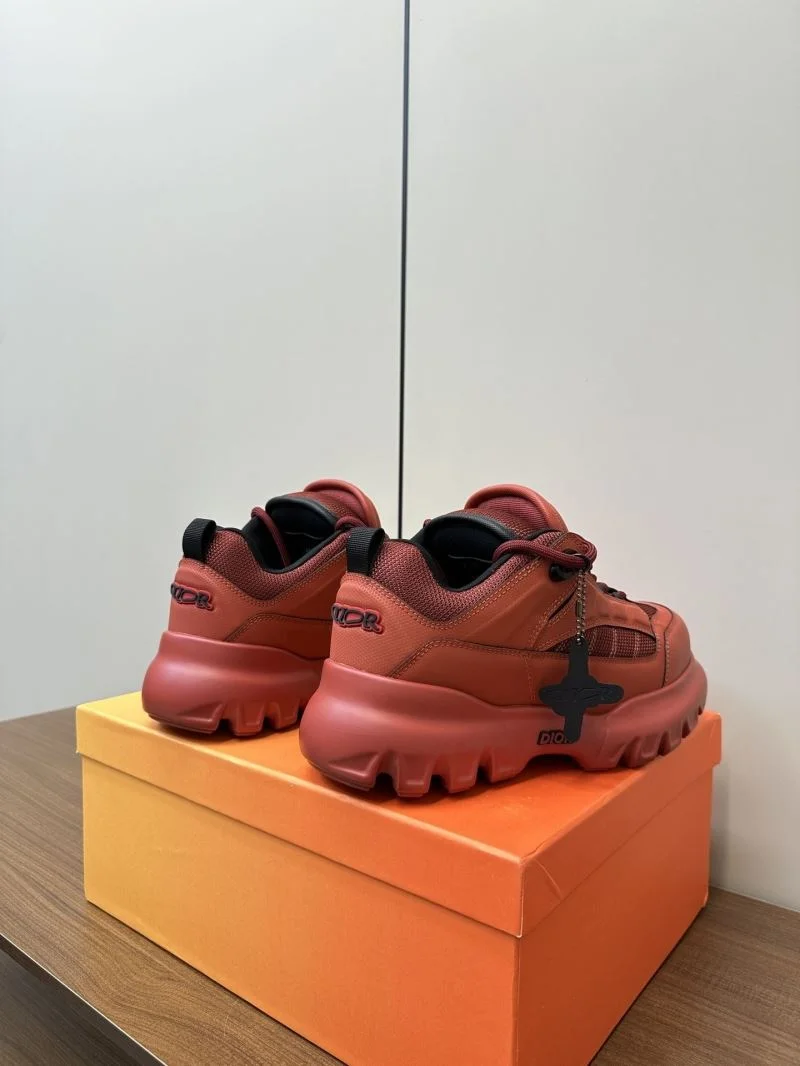 Bargain Christian Dior Low Shoes