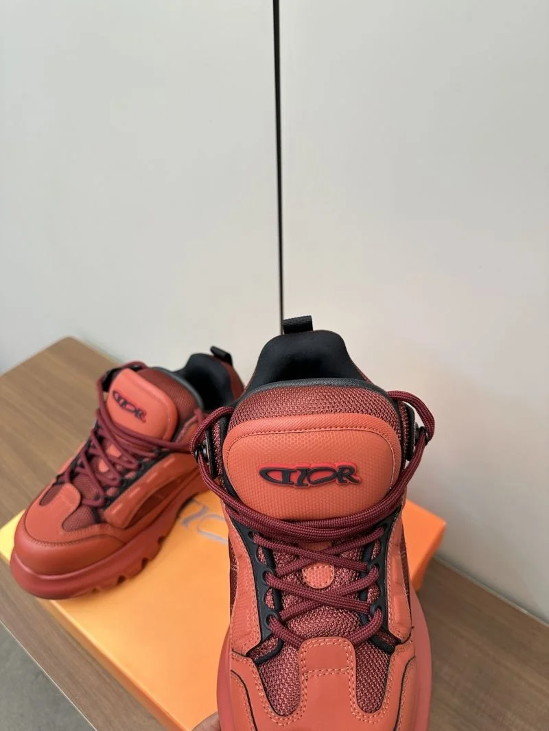 Bargain Christian Dior Low Shoes