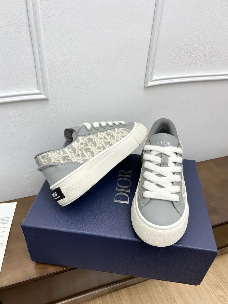 Factory-made Christian Dior Low Shoes