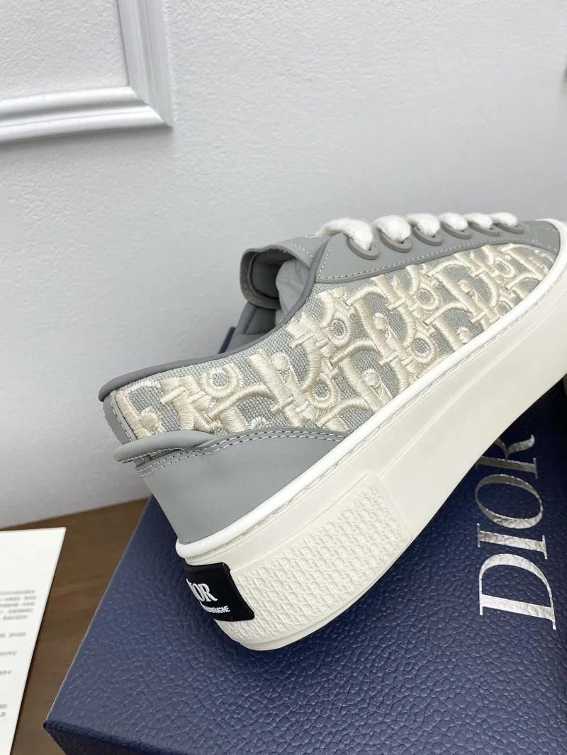 Factory-made Christian Dior Low Shoes