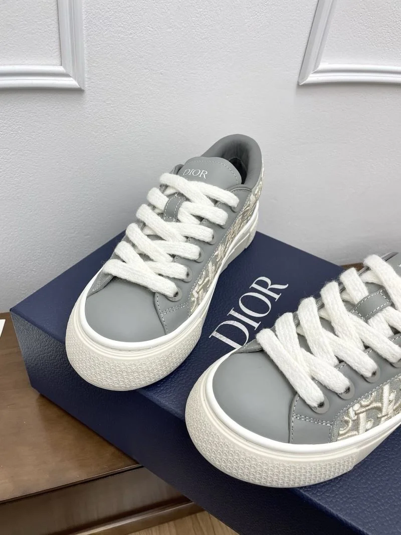 Factory-made Christian Dior Low Shoes
