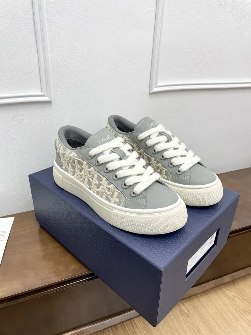 Factory-made Christian Dior Low Shoes