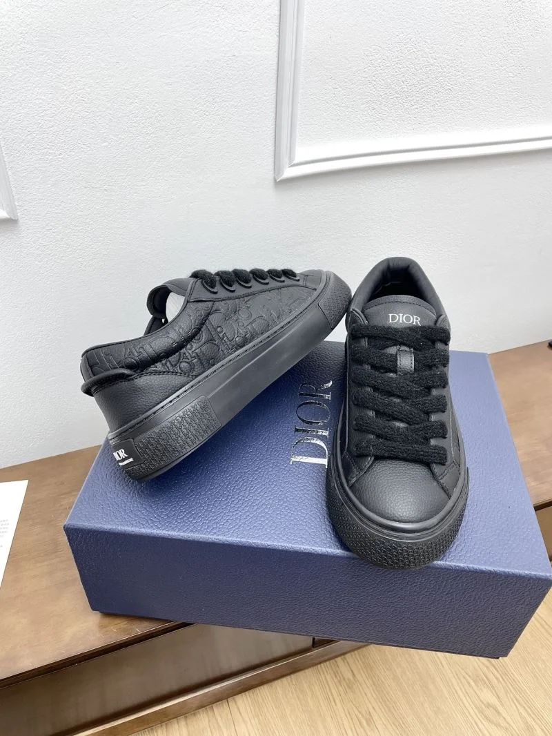Cut-rate Christian Dior Low Shoes