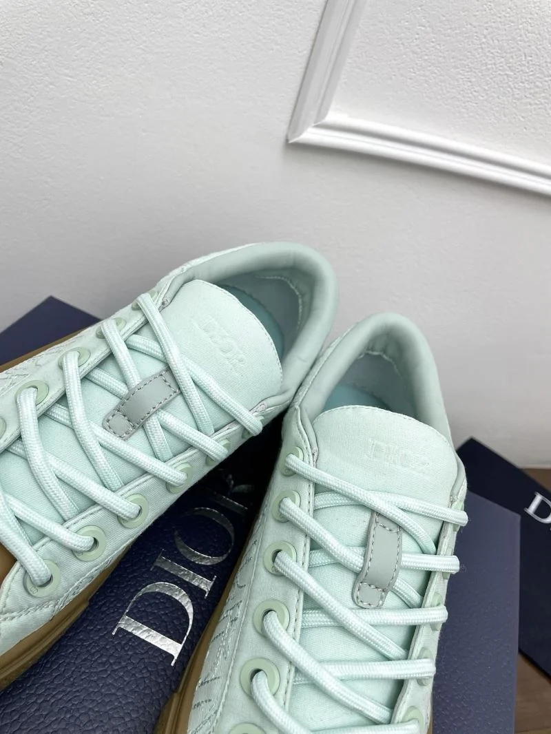 Inexpensive Christian Dior Low Shoes