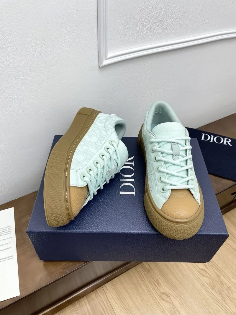 Inexpensive Christian Dior Low Shoes
