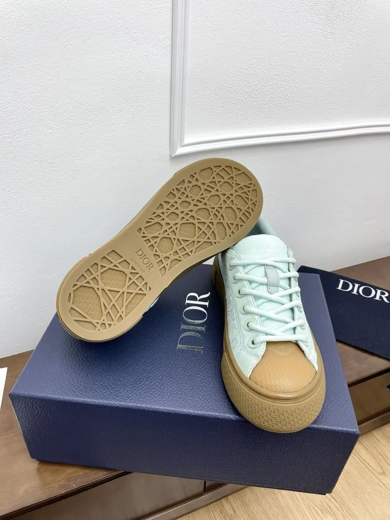 Inexpensive Christian Dior Low Shoes