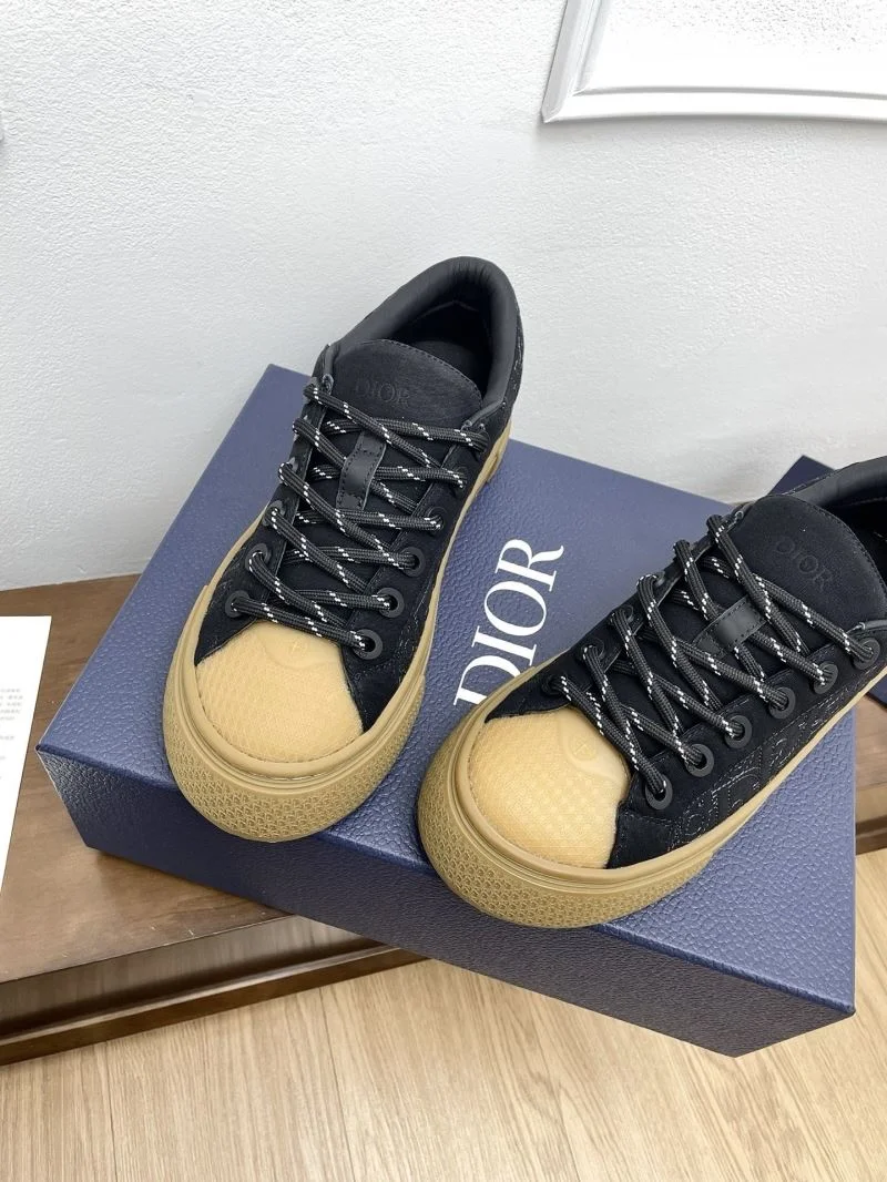 Low-cost Christian Dior Low Shoes