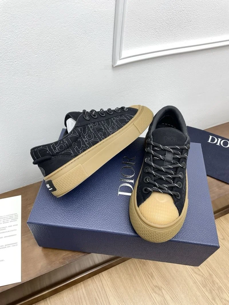 Low-cost Christian Dior Low Shoes