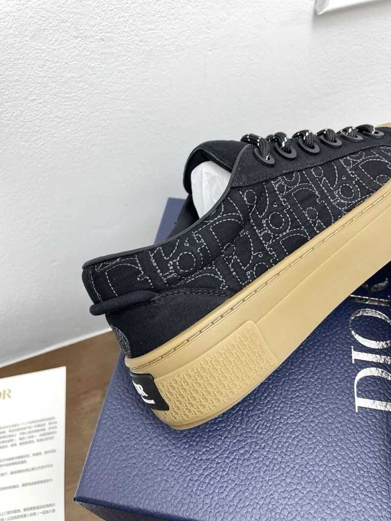 Low-cost Christian Dior Low Shoes