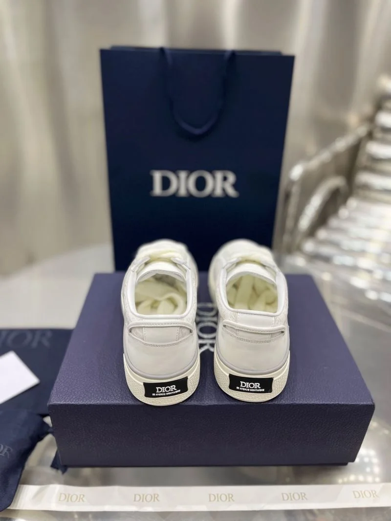 Precise copy Christian Dior Low Shoes