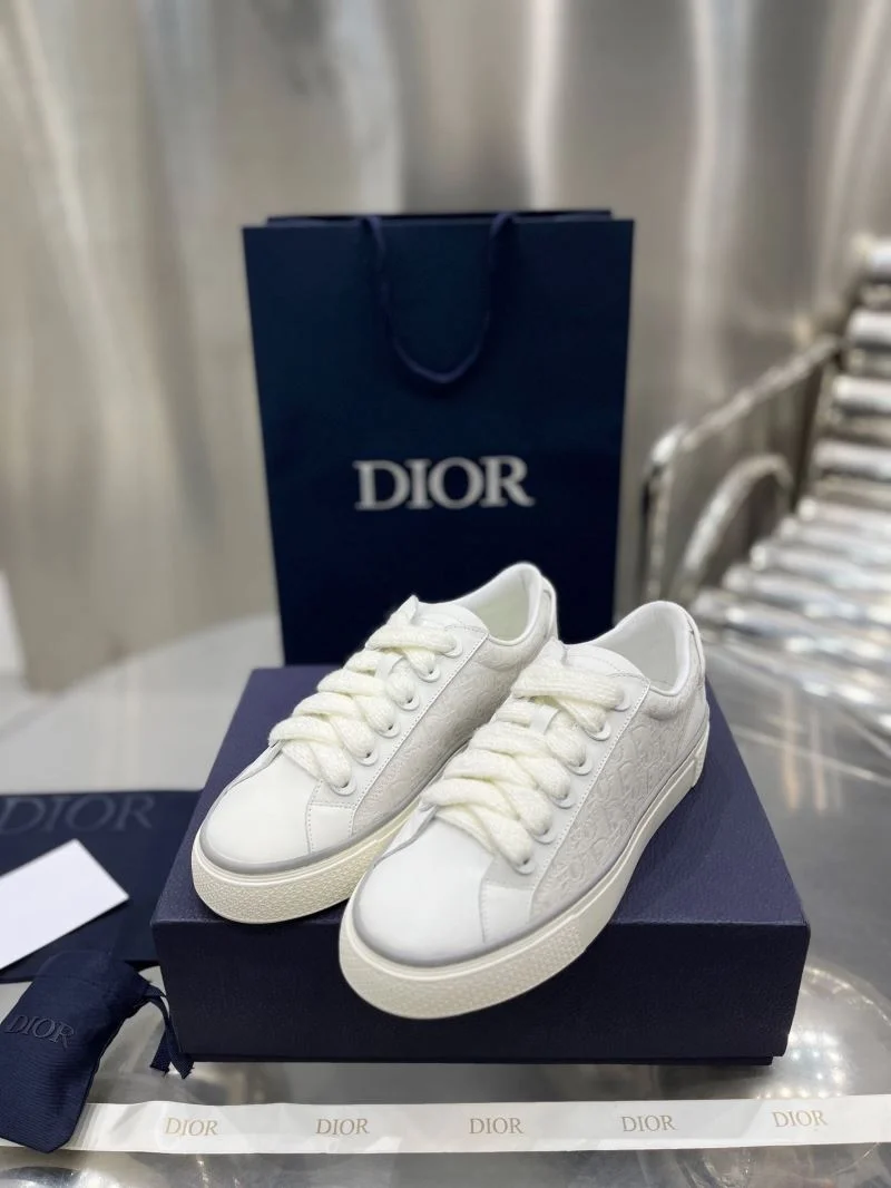 Precise copy Christian Dior Low Shoes