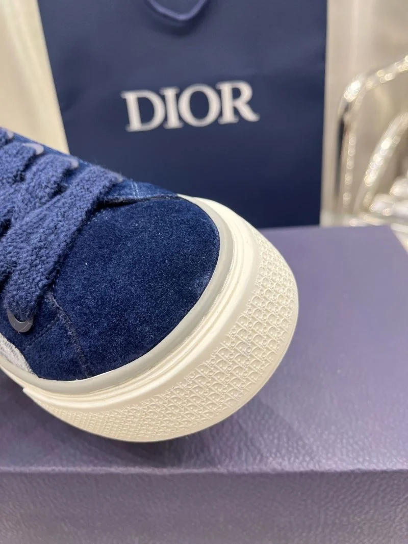 Factory-made Christian Dior Low Shoes