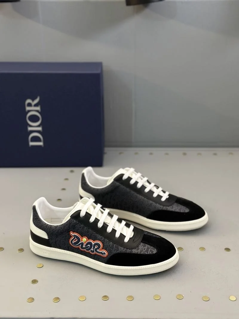Value-priced Christian Dior Low Shoes