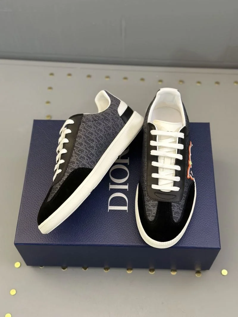 Value-priced Christian Dior Low Shoes