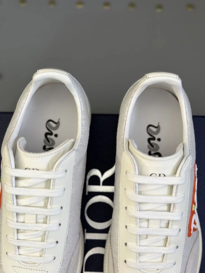 Bargain Christian Dior Low Shoes