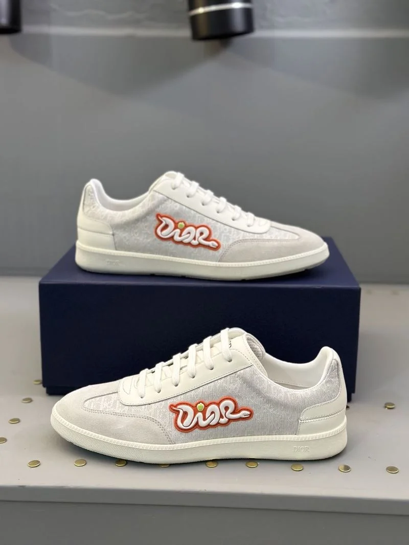 Bargain Christian Dior Low Shoes