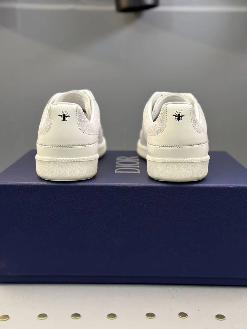 Bargain Christian Dior Low Shoes