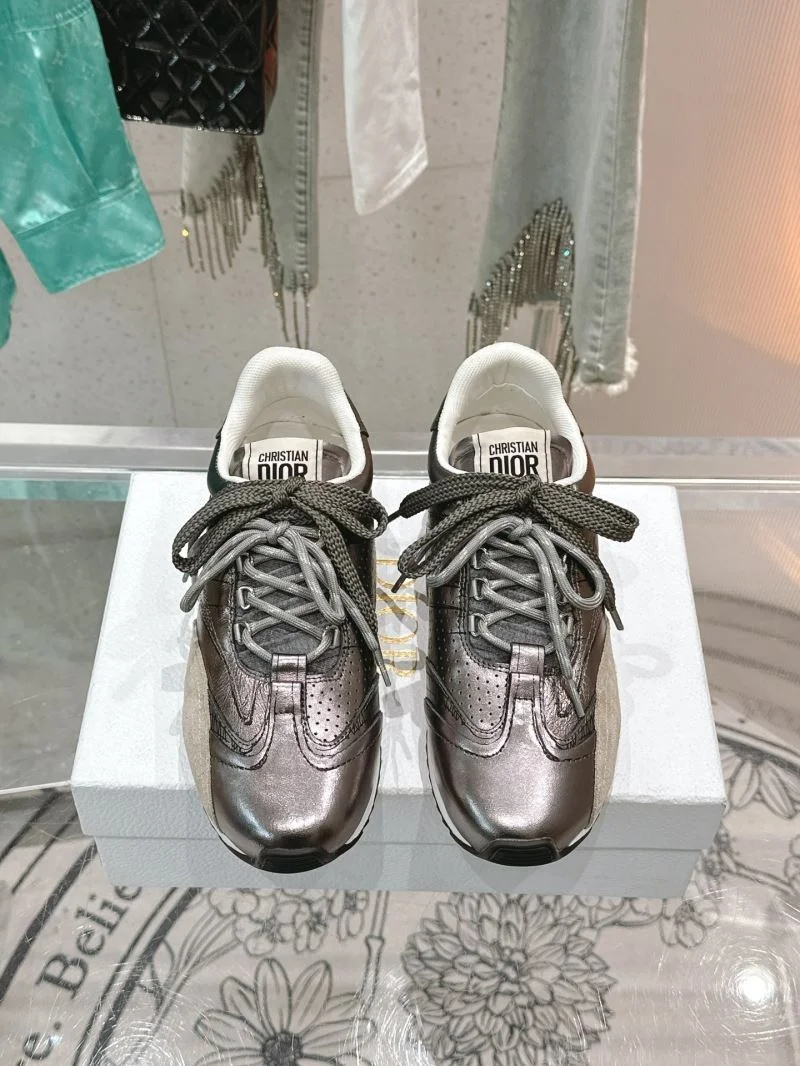 Inexpensive Christian Dior Low Shoes