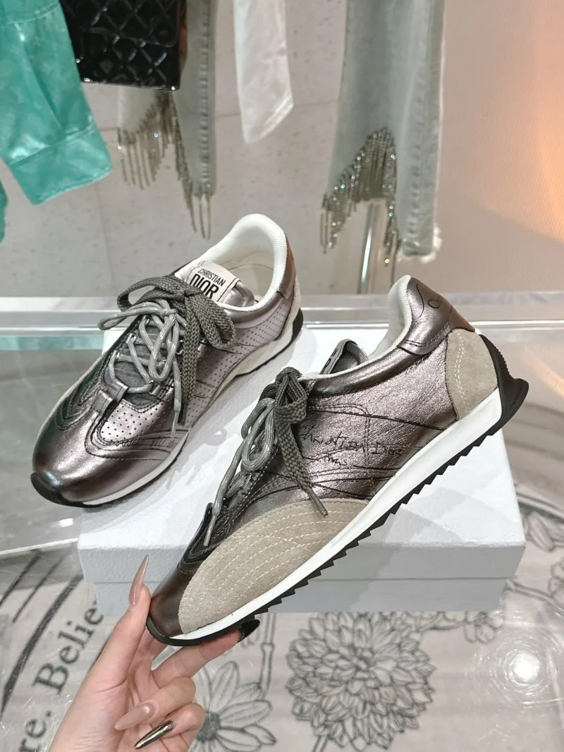 Inexpensive Christian Dior Low Shoes