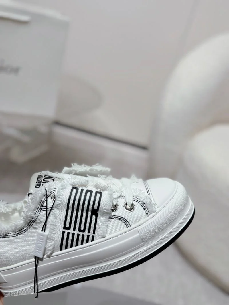 Top match Christian Dior Low Shoes