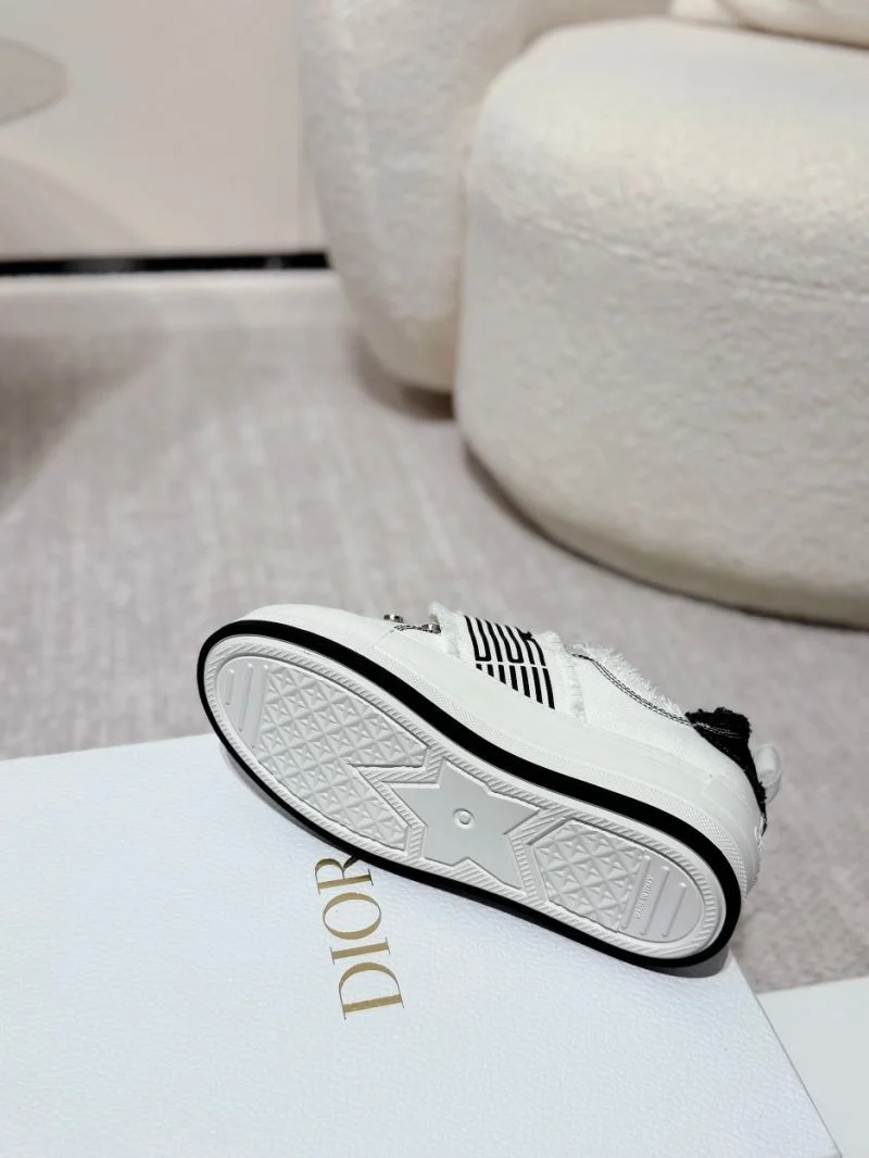 Top match Christian Dior Low Shoes