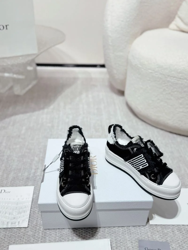 Exact replica Christian Dior Low Shoes