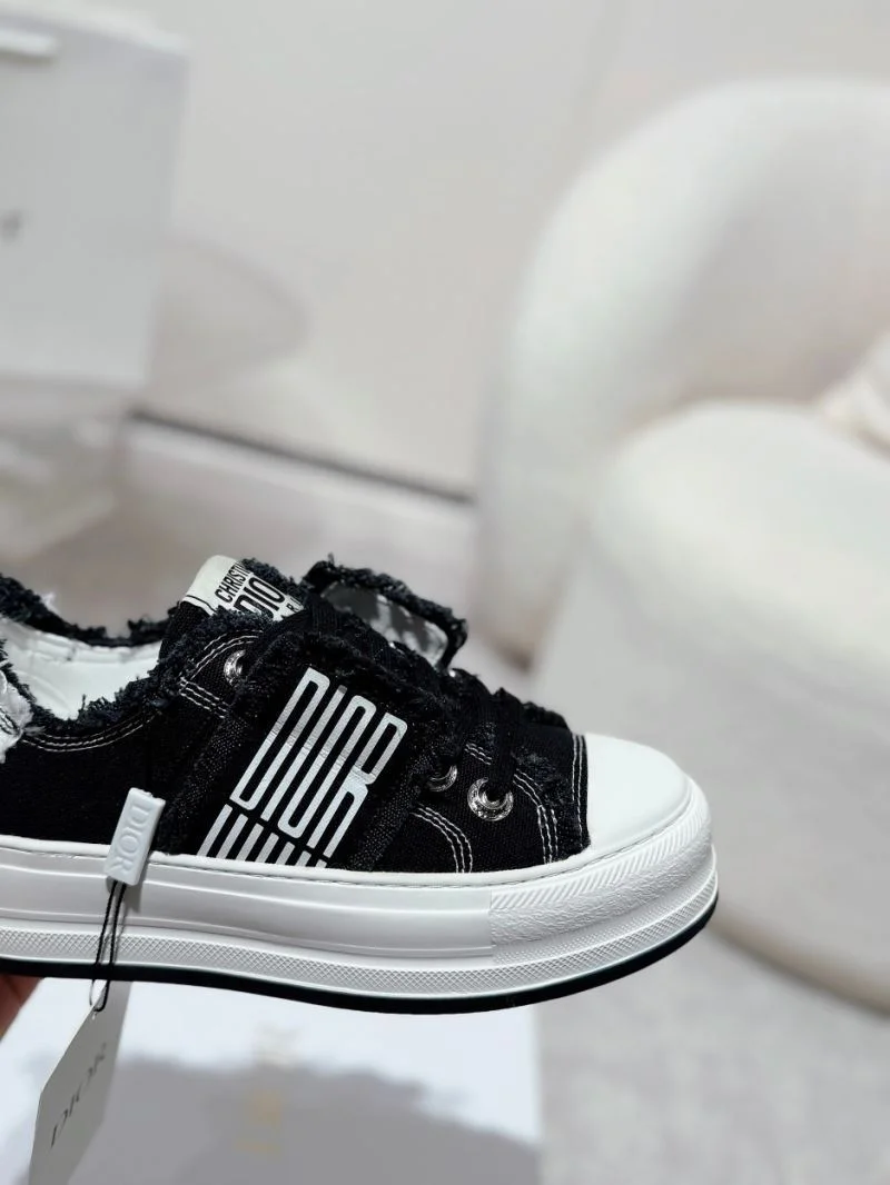Exact replica Christian Dior Low Shoes