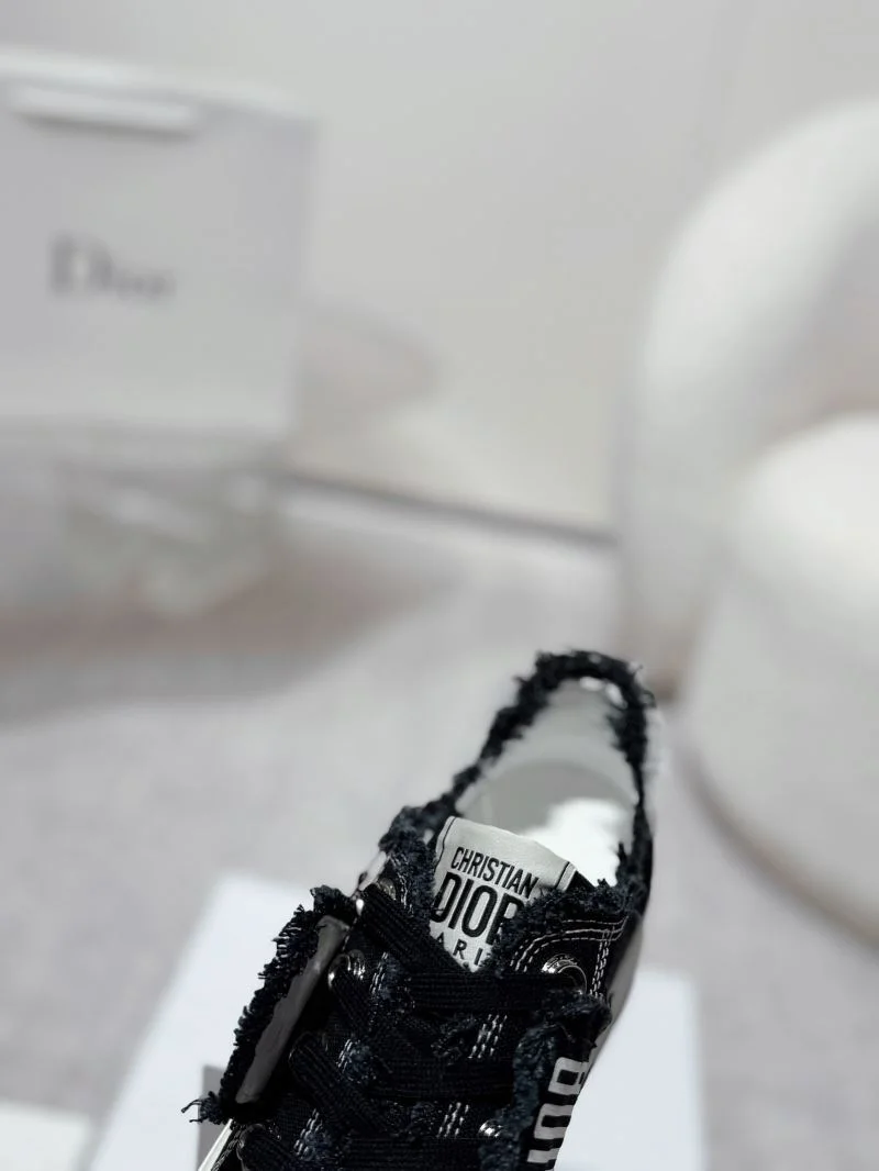Exact replica Christian Dior Low Shoes