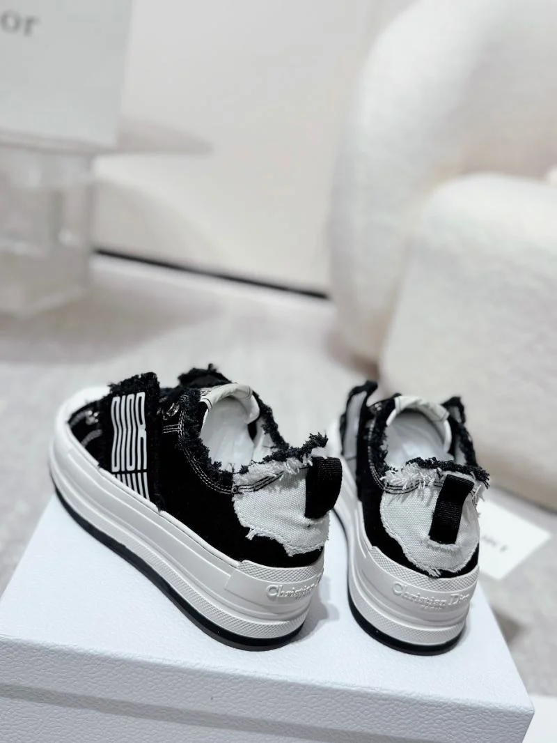 Exact replica Christian Dior Low Shoes