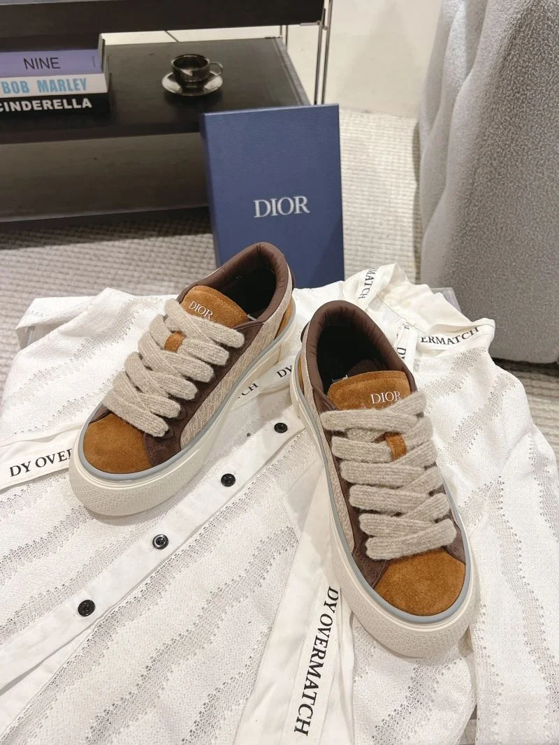 Discounted Christian Dior Low Shoes